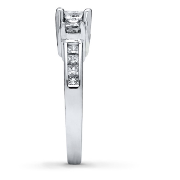 Jared | Jewelry | Jared 12 Ct 3 Stone Diamond Ring 14k White Gold ...